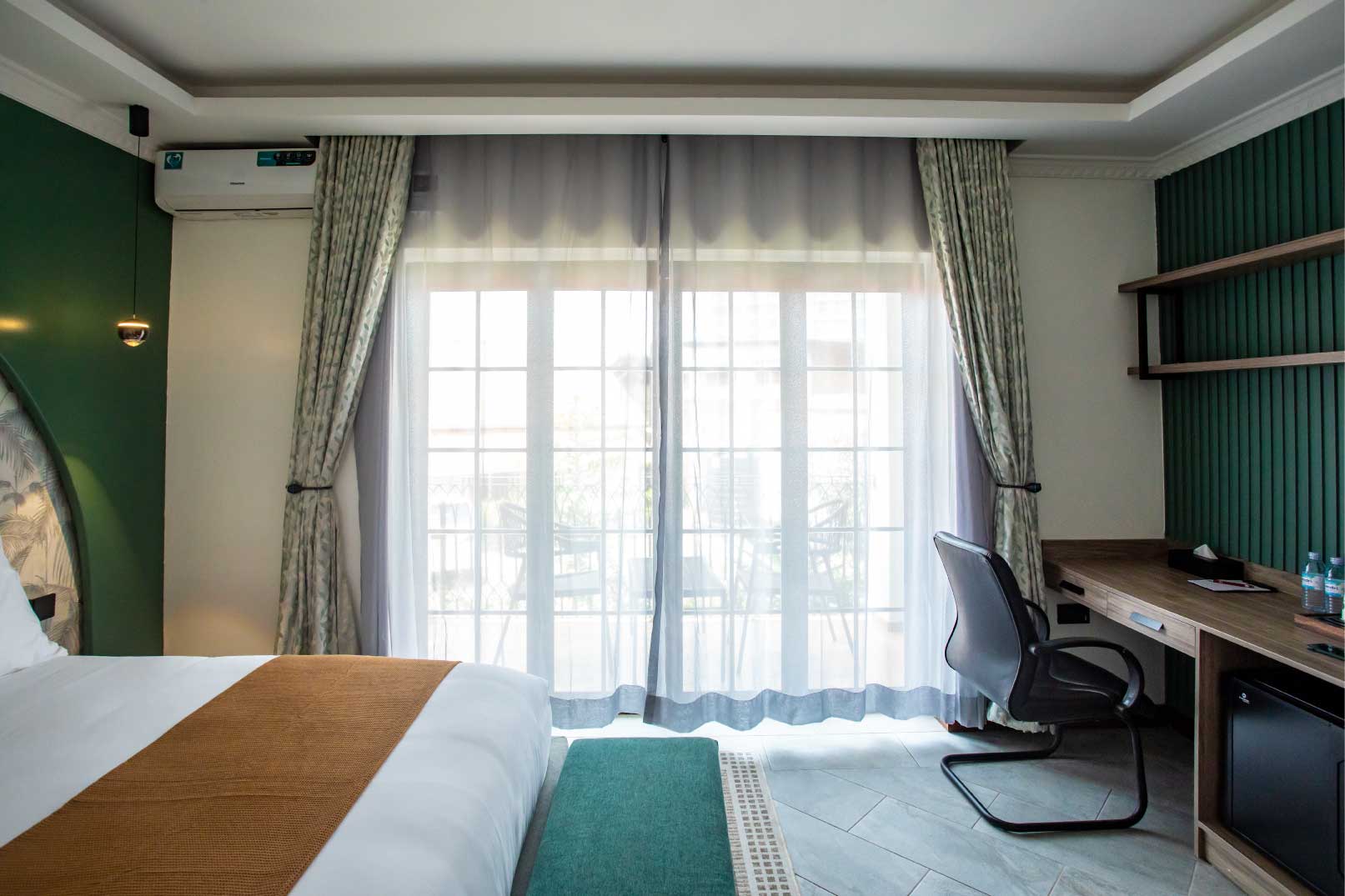 Discover Luxury at The Choate Hotel - The Choate
